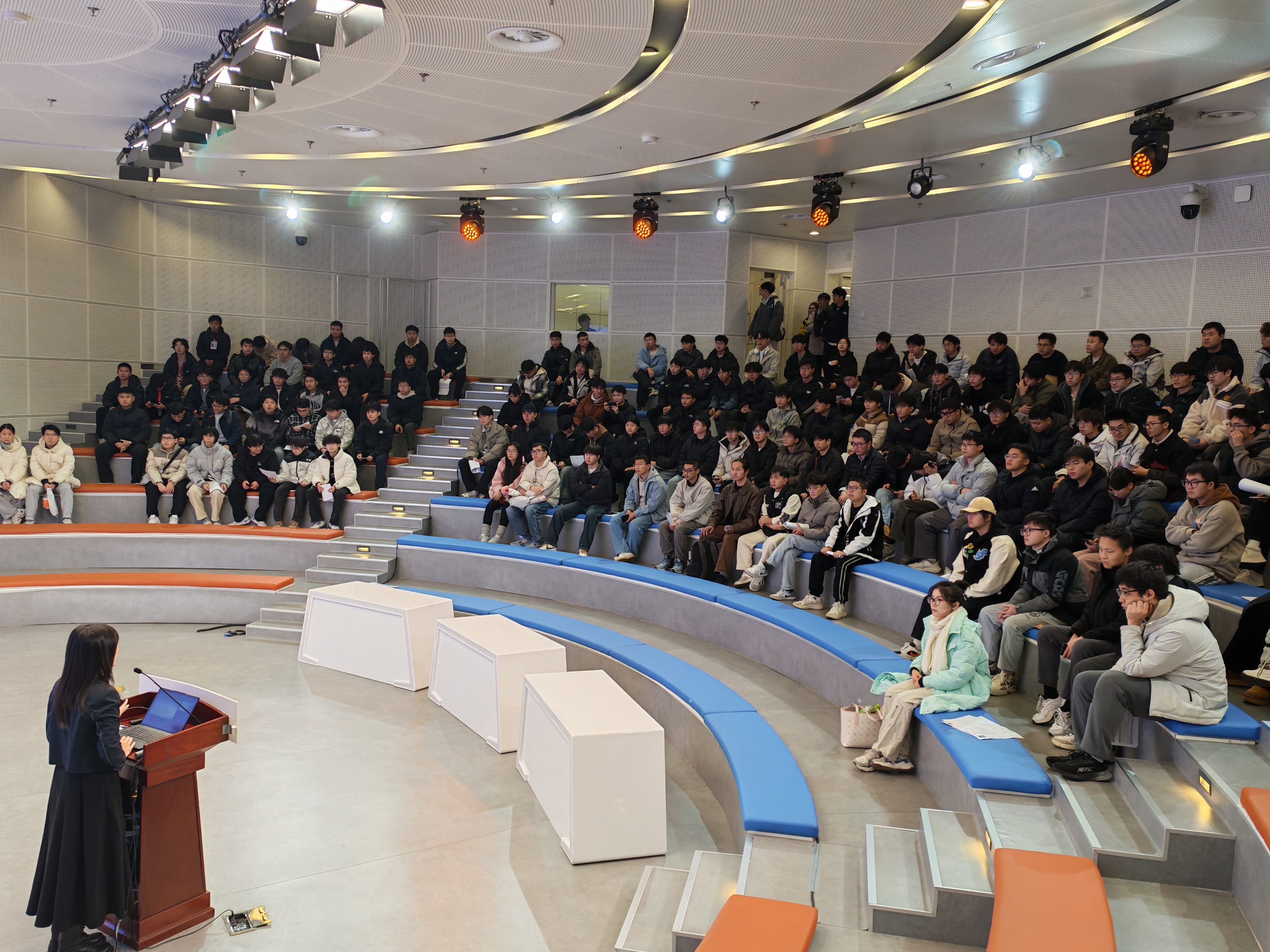 电气工程学院成功举办江苏时代（宁德时代）来校宣讲招聘活动